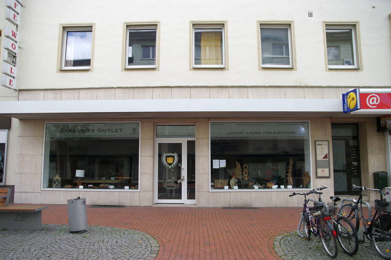 Exclusive Outlet – HammWiki